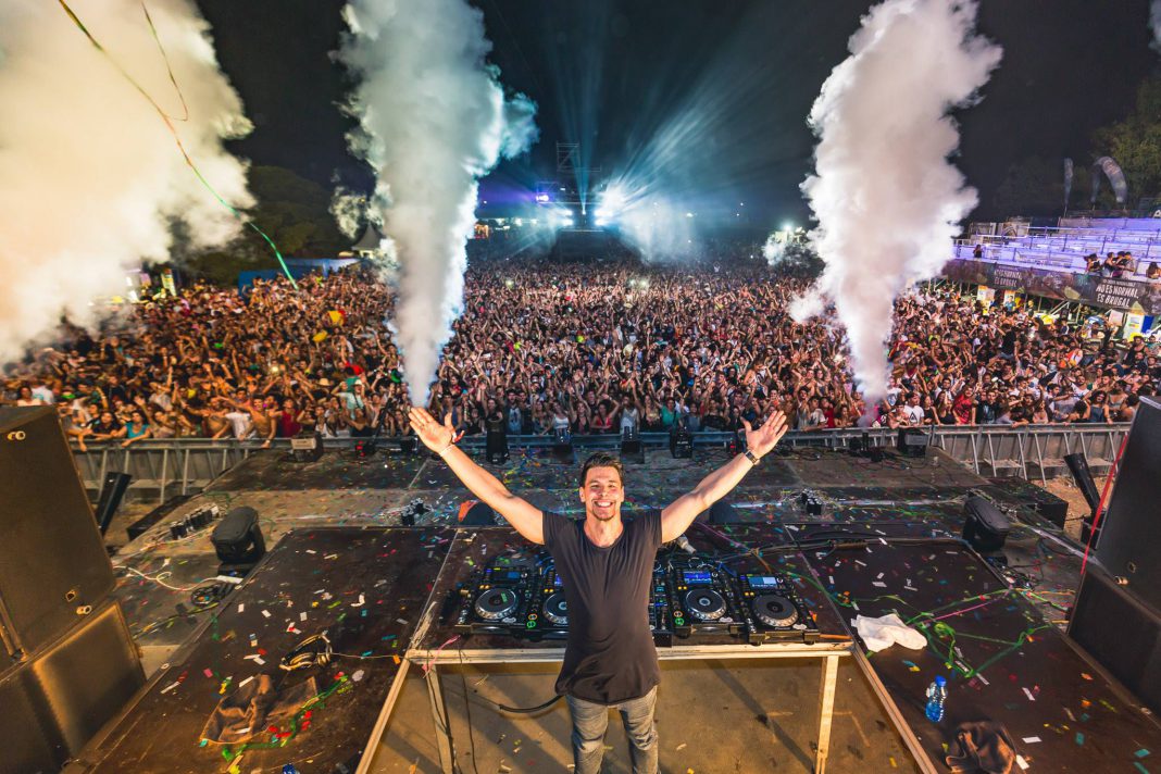 Thomas Gold Talks Touring India, New Track "Tumbler", & More! | EDM ...