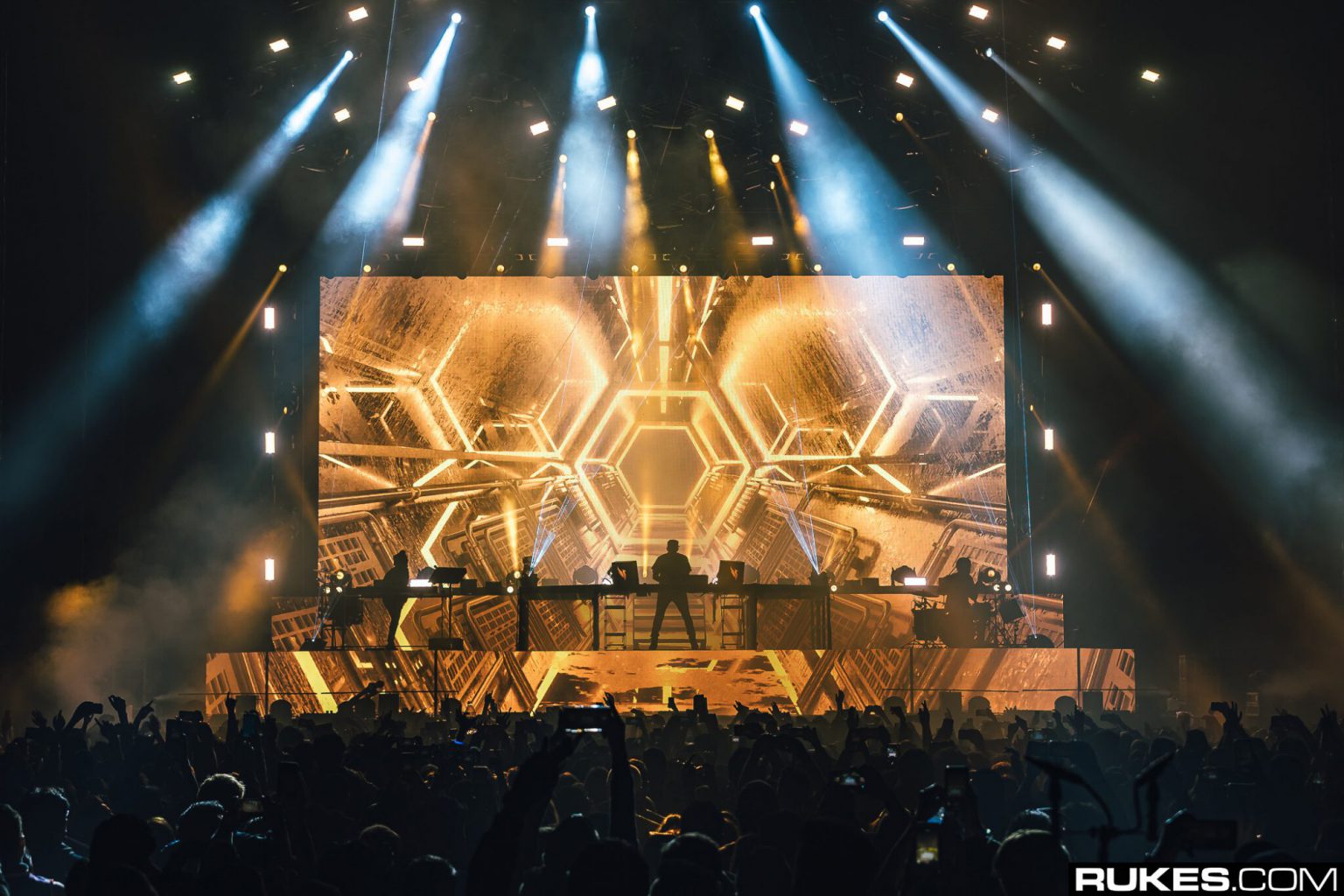 ILLENIUM Announces Three-Set Trilogy Show | EDM Identity