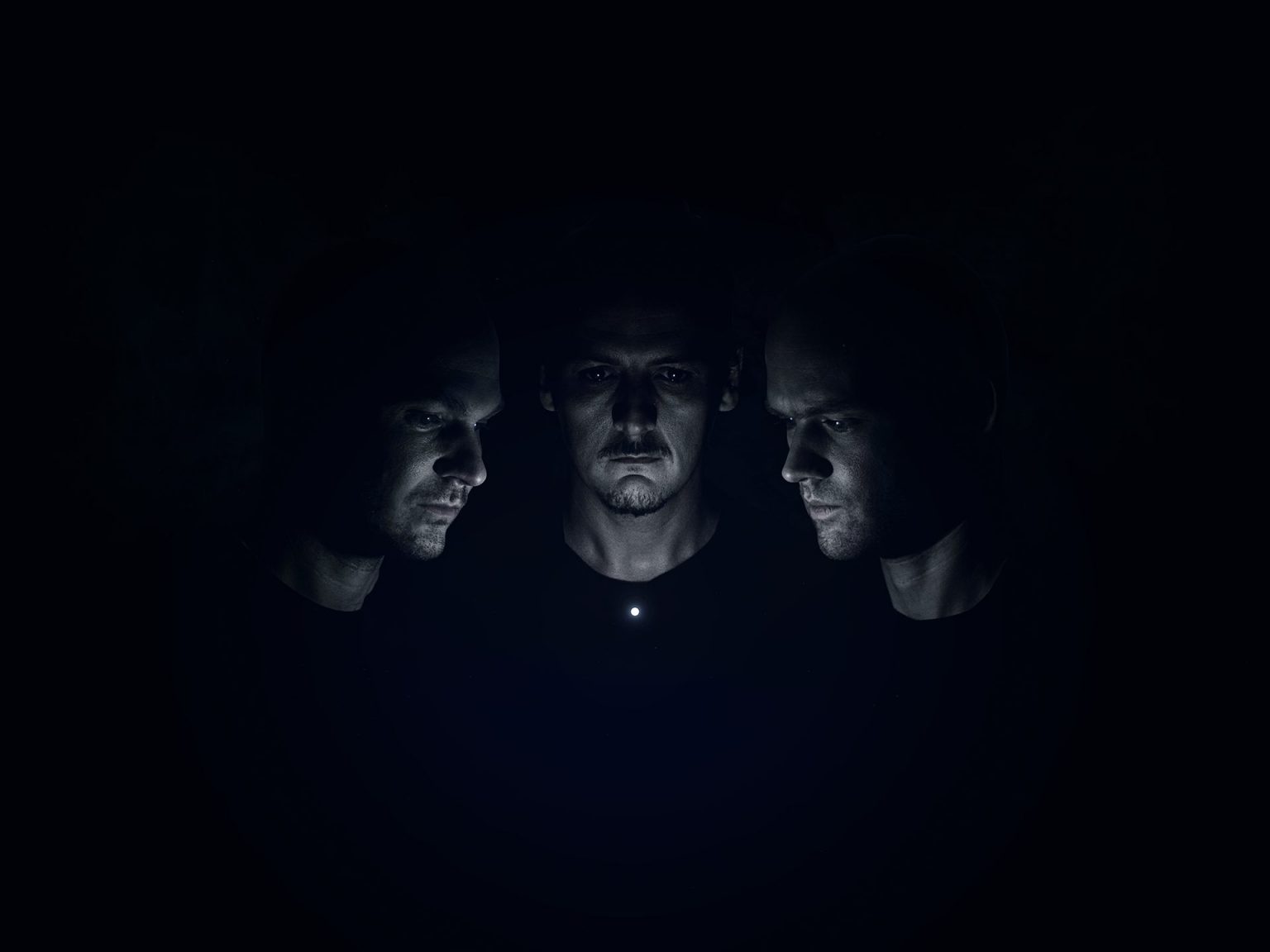 Noisia Gives the Scene a Proper Farewell on 'Closer' | EDM Identity