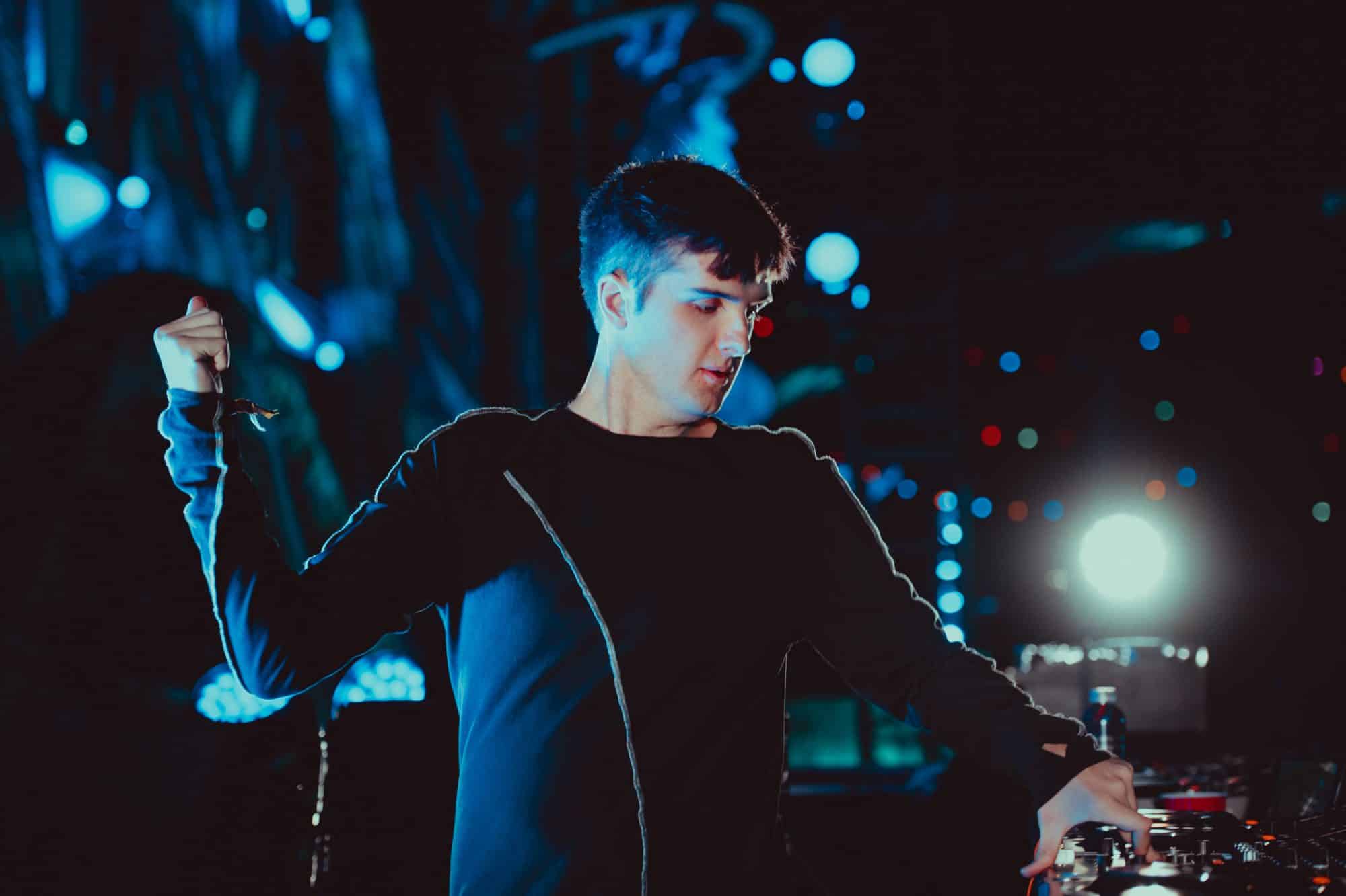 Exploring a 'GALACTIC RAVE' with KILL SCRIPT | EDM Identity