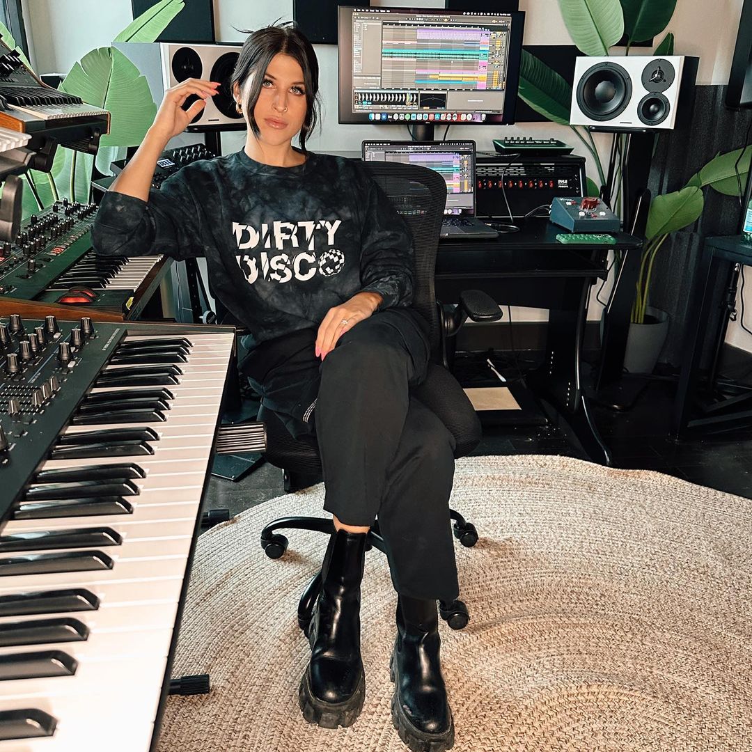 AZZECCA Gets Candid About The Chicago Scene And Her Growing Discog ...