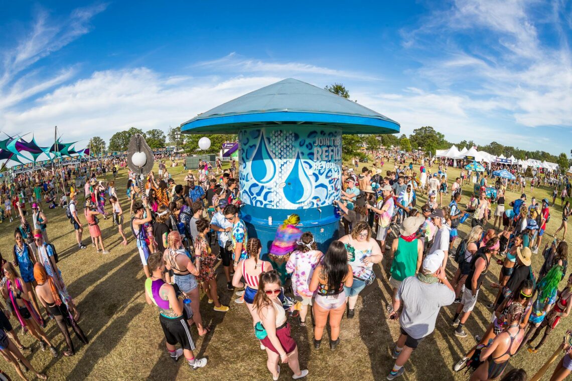 Five Ways To Beat The Heat At Bonnaroo | EDM Identity