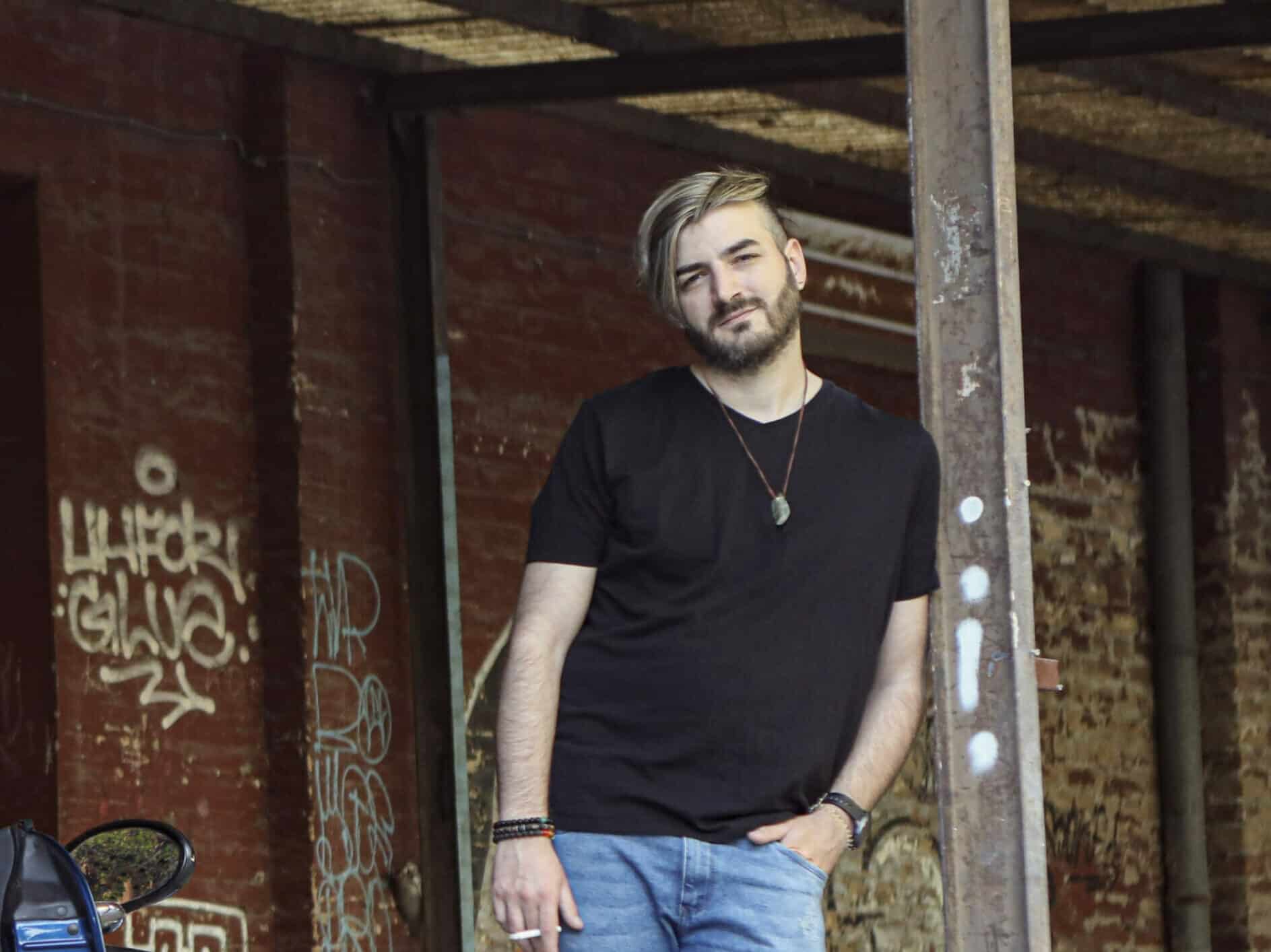 Stay Cool With Vintage & Morelli's Progressive Summer Mix | EDM Identity