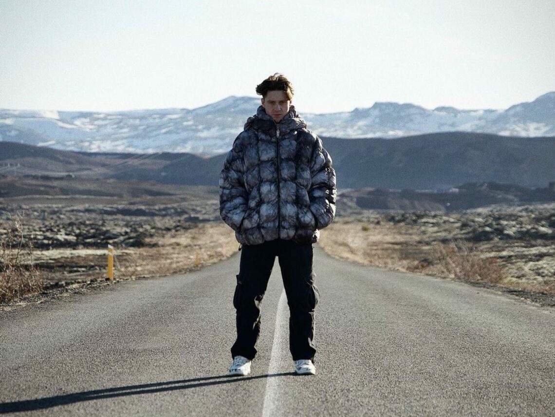 Aaron Hibell Teleports Listeners to the 'Twilight Zone' | EDM Identity