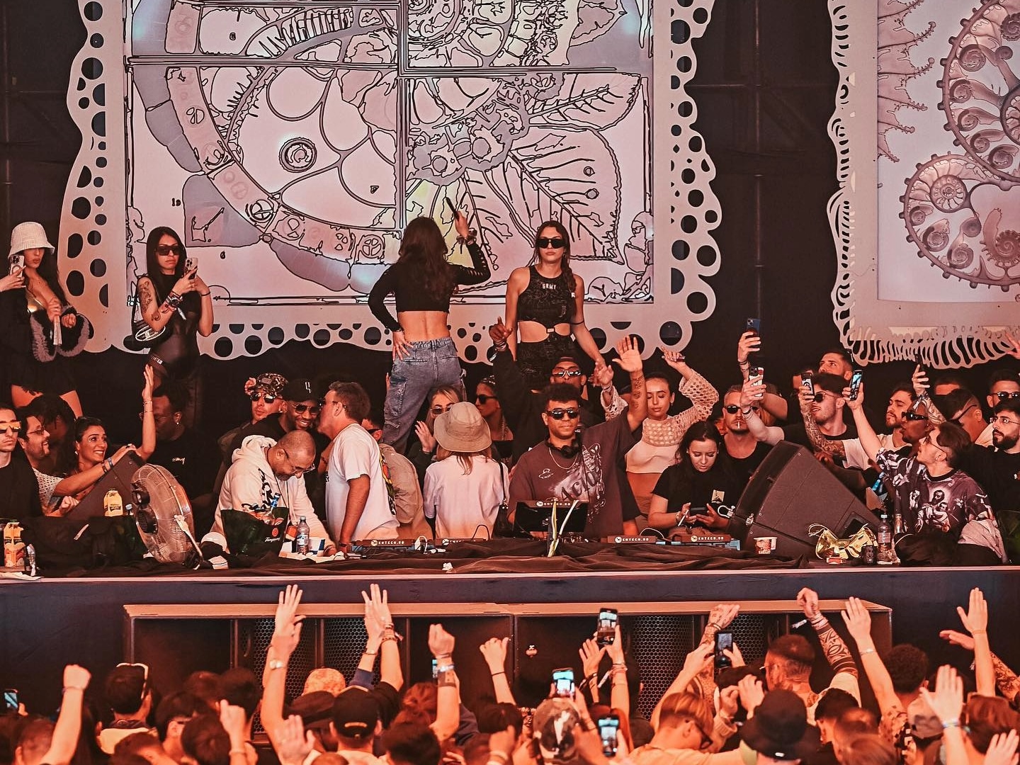 A Week Of Exceptional Music And Unmatched Vibes At Sunwaves Festival 32 ...