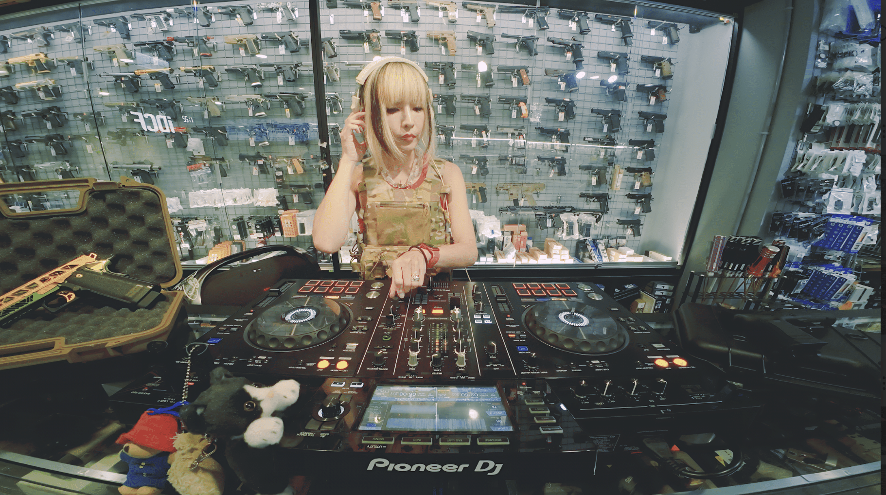 Inside SUNSET CHASER: The Mix Series Exploring Taiwanese Culture ...