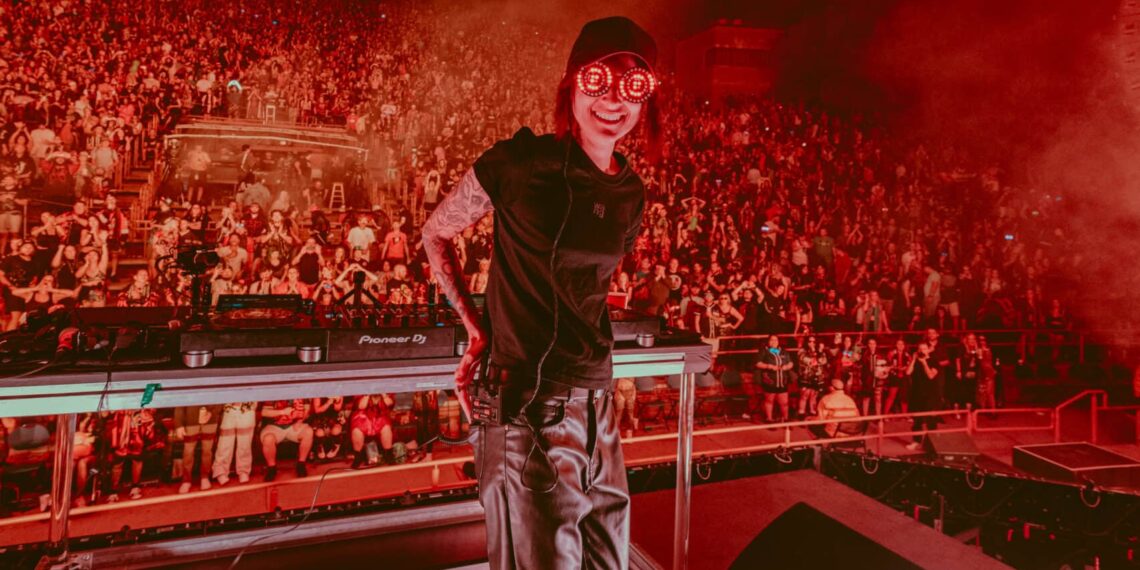 How to Transform Your Living Room Into the Ultimate Rave Cave | EDM ...