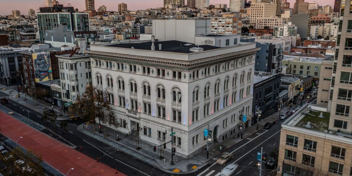 How to Transform Your Living Room Into the Ultimate Rave Cave | EDM ...